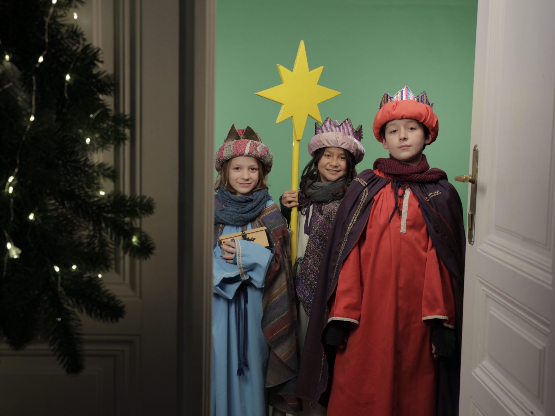 Heilige Könige: 85.000 Sternsinger bringen den Segen für das Jahr 2023 - Vienna Online - VIENNA.AT