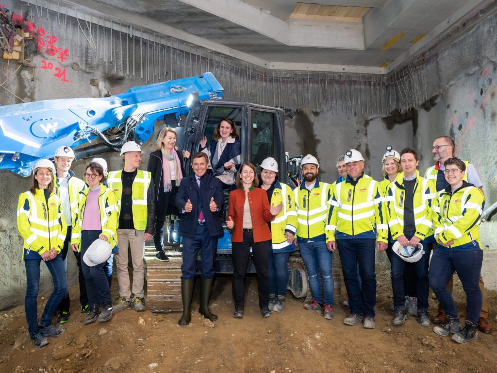 Spatenstich für U5-Tunnel am Frankhplatz in Wien - VIENNA.AT